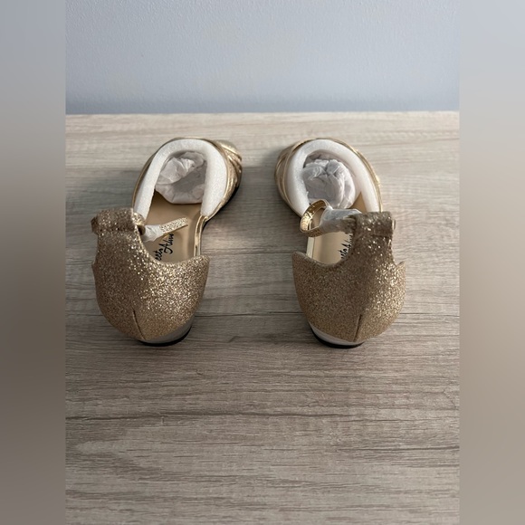 easy street | Shoes | Easy Streets Tarrah Gold Wedge Golden Sandals ...